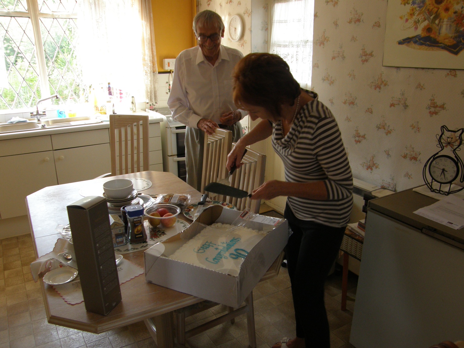 DM Geoff Milsom birthday cake 02 – Fairey Surveys