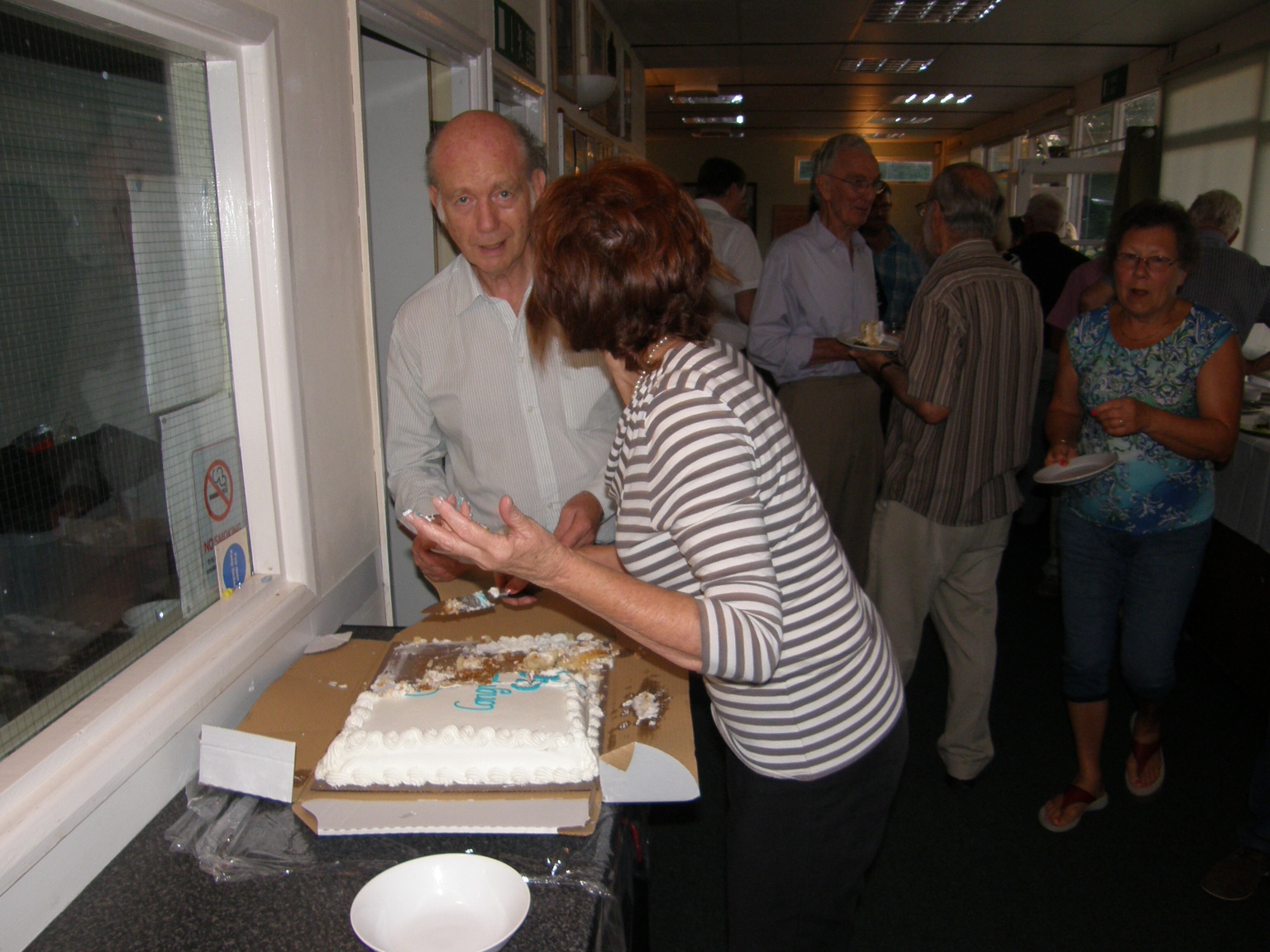 DM Geoff Milsom birthday cake 07 – Fairey Surveys